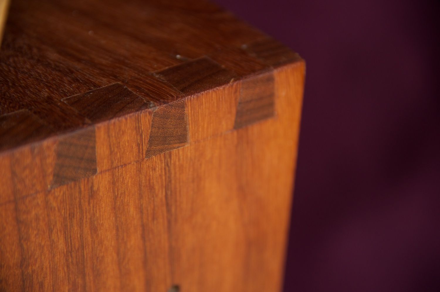 Guitar amplifier - FineWoodworking