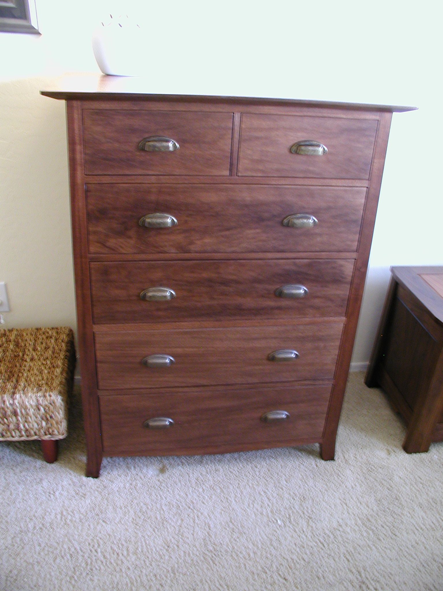 Contemporary 5 Drawer Chest - FineWoodworking