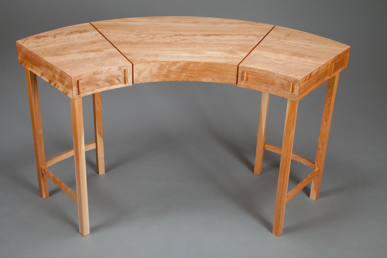 Arc Desk - FineWoodworking