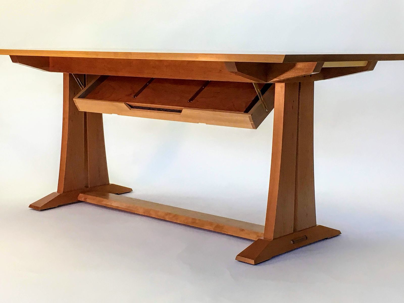 Cherry Extendable Dining Table with Hidden On-Board Storage for Leaves ...