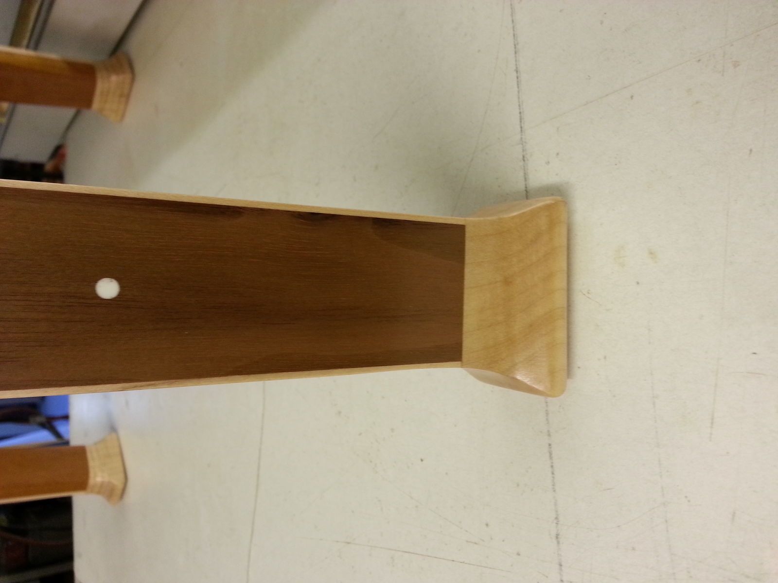 Acoustical guitar table - FineWoodworking