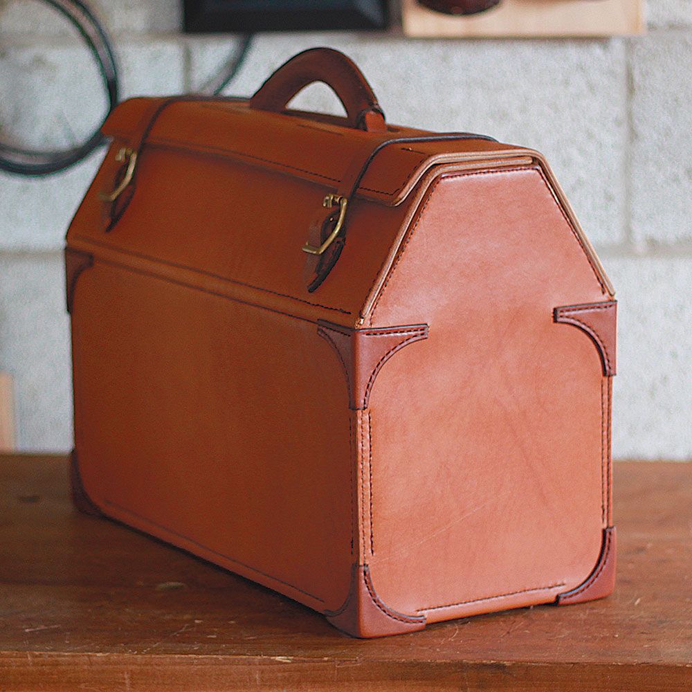 279- Leather Tool Tote - FineWoodworking