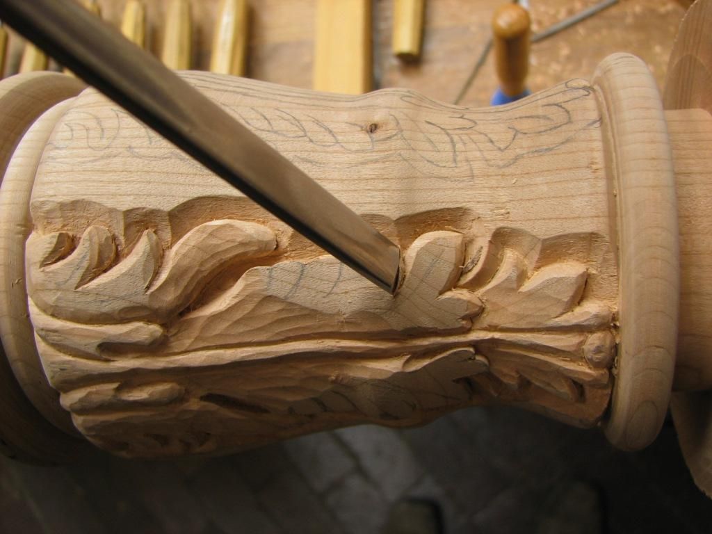L-Shaped Supports for Carving on Turned Spindles - FineWoodworking