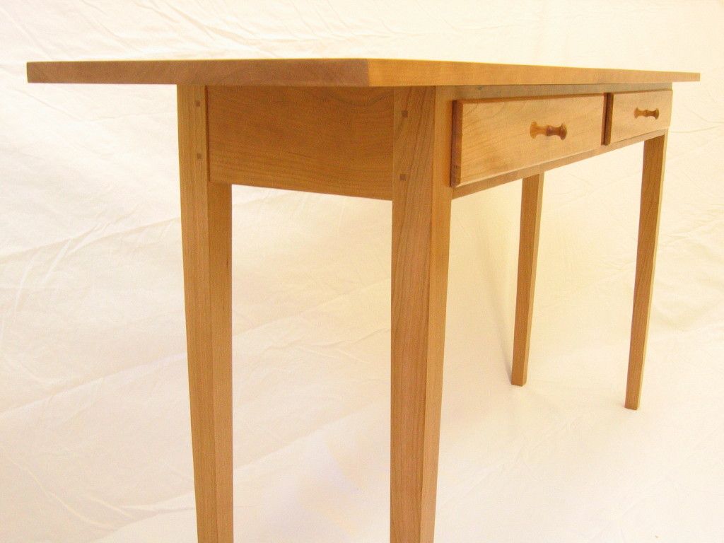 Shaker Style Hall Table - FineWoodworking