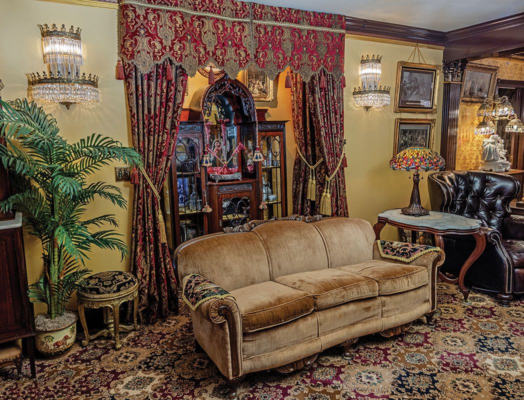 Mixing Period Design Styles in a 1980s Condo - Fine Homebuilding