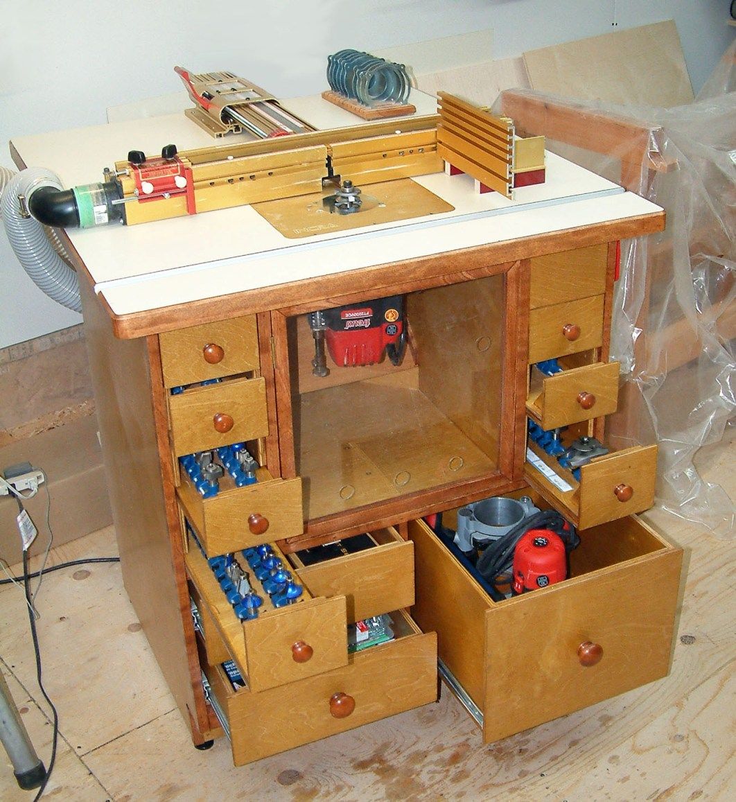 Compact but comfortable wood shop - FineWoodworking