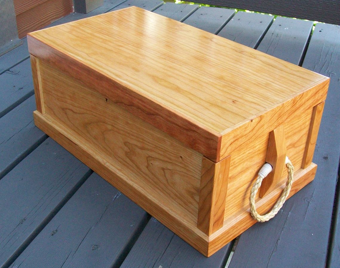 American cherry wood Ditty box - FineWoodworking