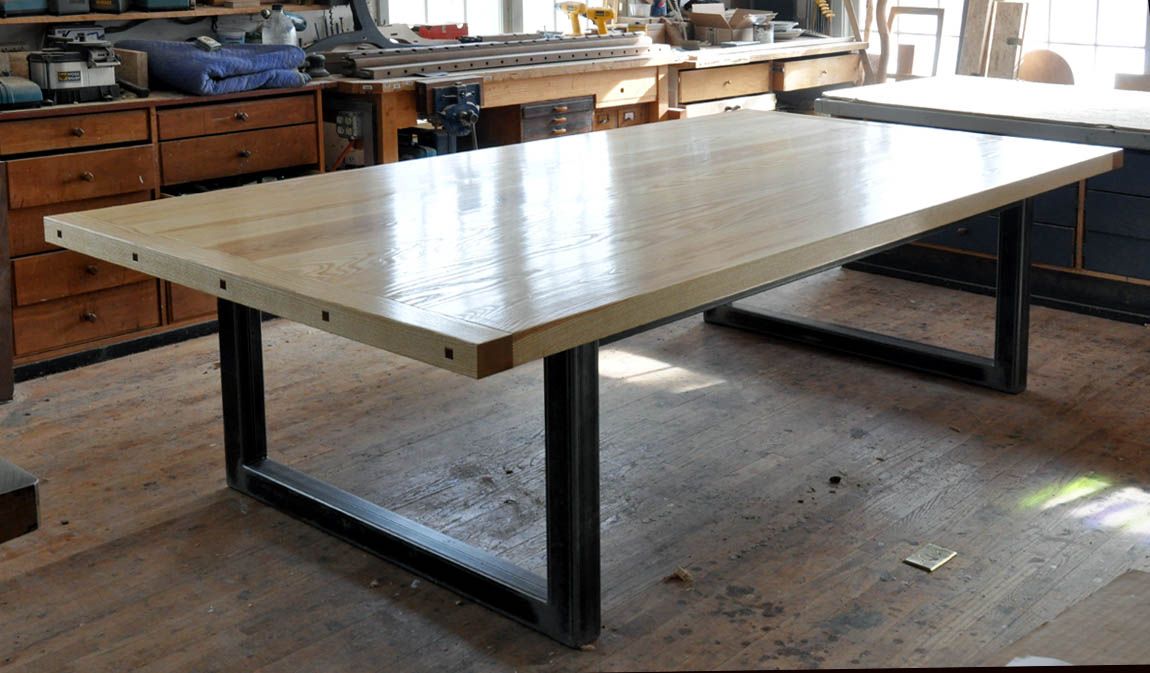 a walnut slab bed - FineWoodworking