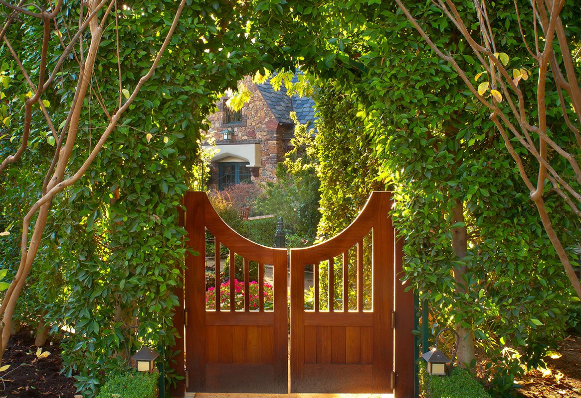 21 Garden Gate Design Ideas to Jumpstart Your Next Project - Fine ...