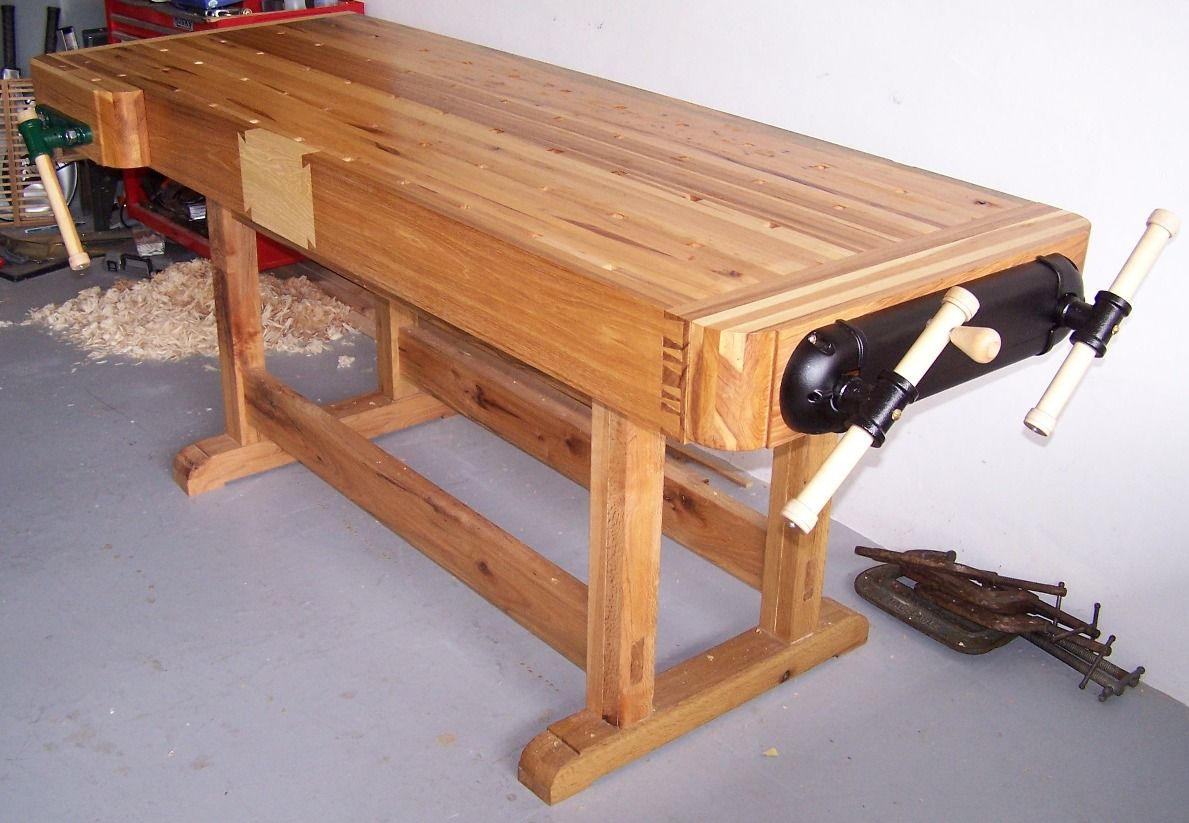 Essential Workbench - Williams - FineWoodworking