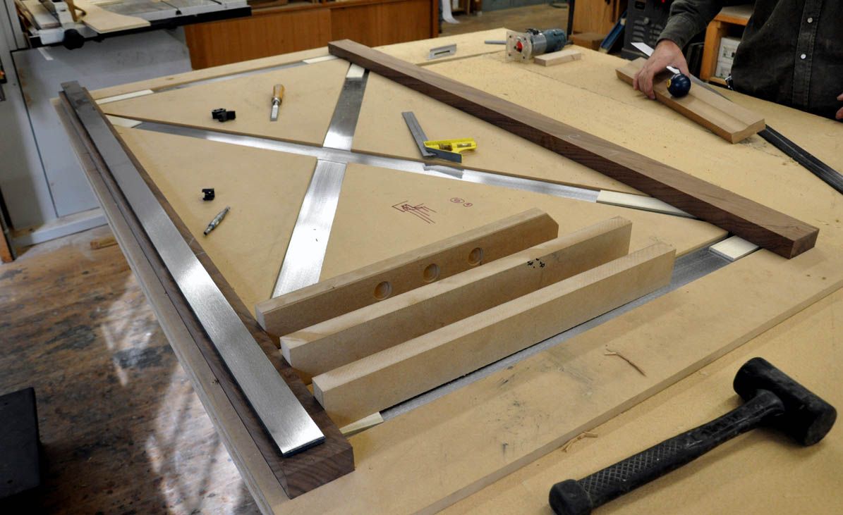 a custom steel and wood pool table - FineWoodworking