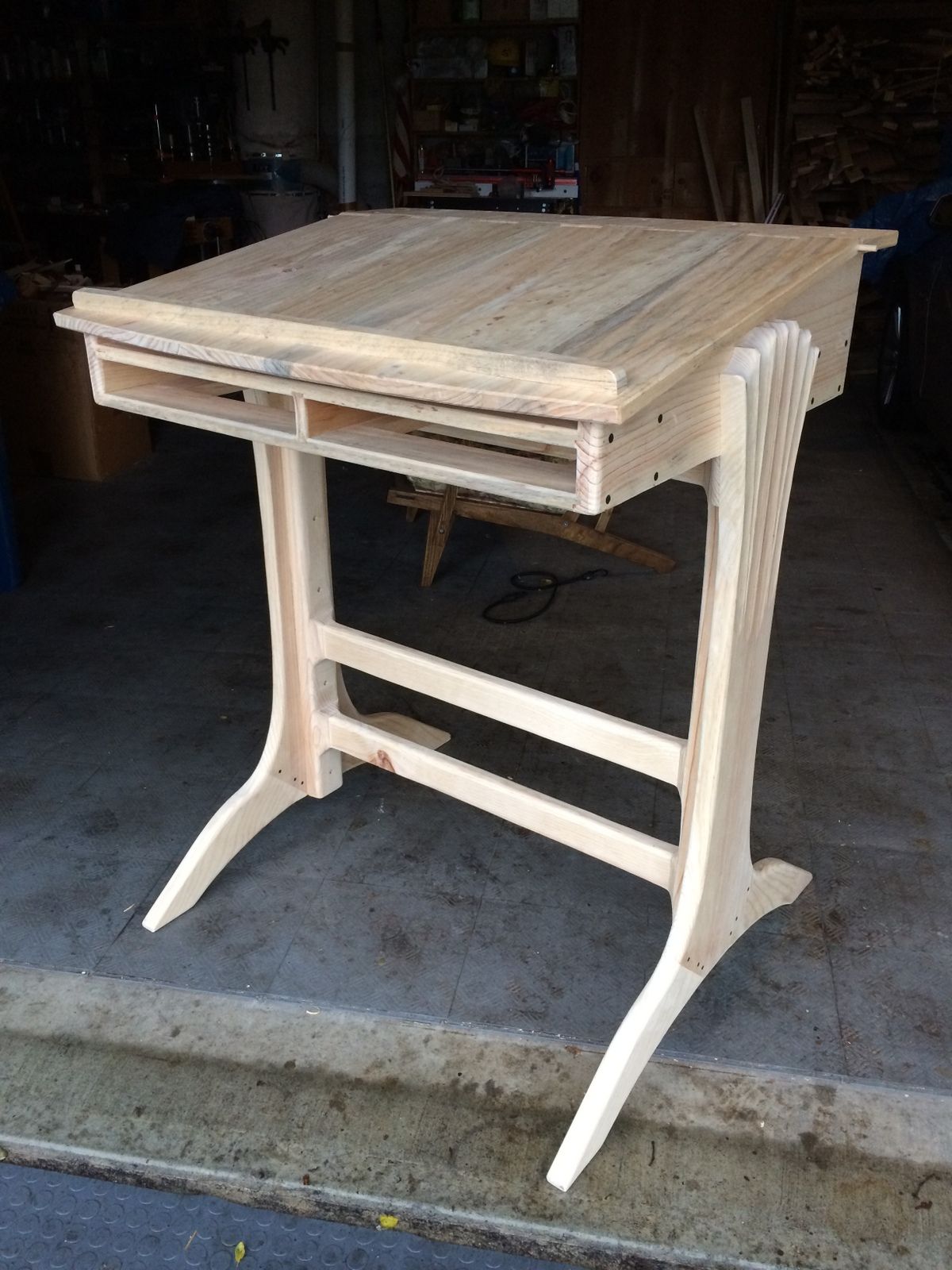 A Wooden Hinge for the Stand-up Desk - FineWoodworking