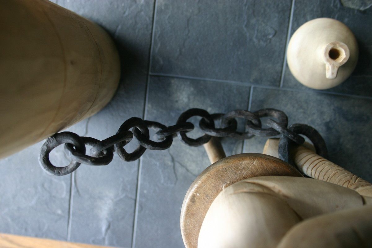 Hatta in Prison - FineWoodworking