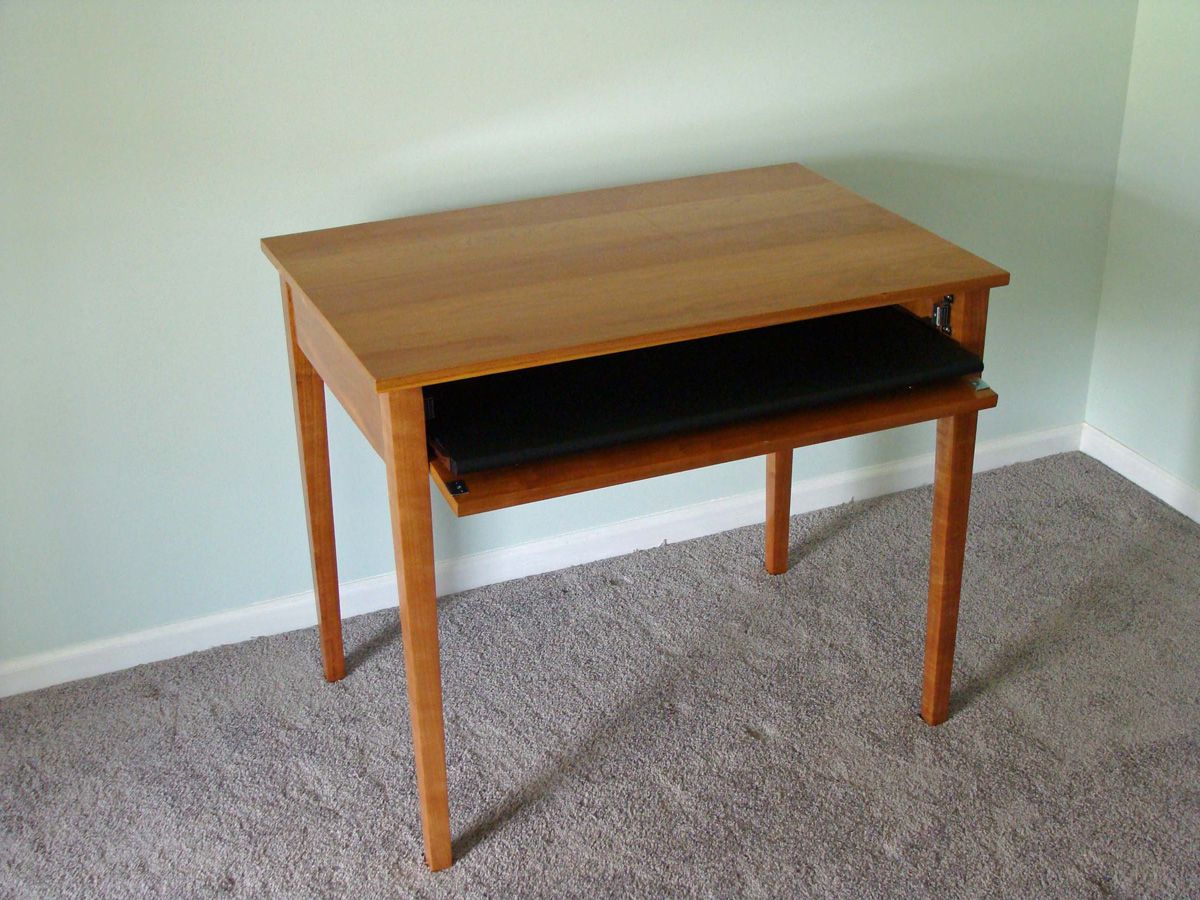 Cherry Desk - FineWoodworking