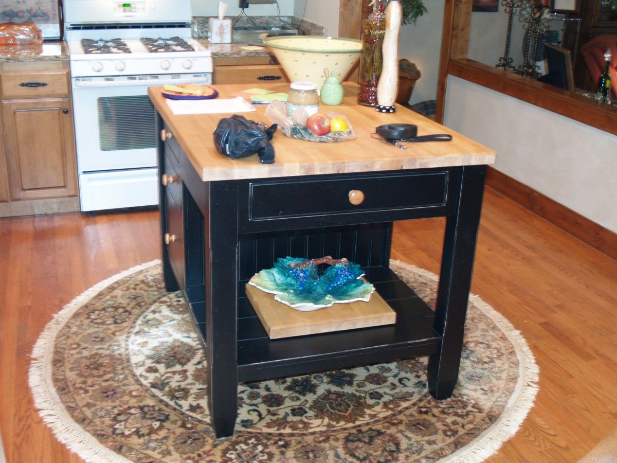 Maple Kitchen Island - FineWoodworking