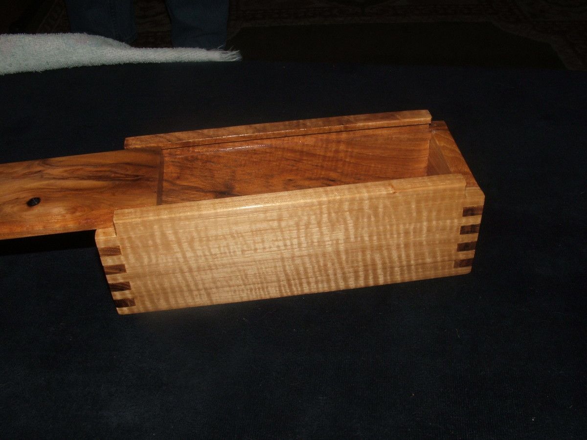 Hickory Box - FineWoodworking