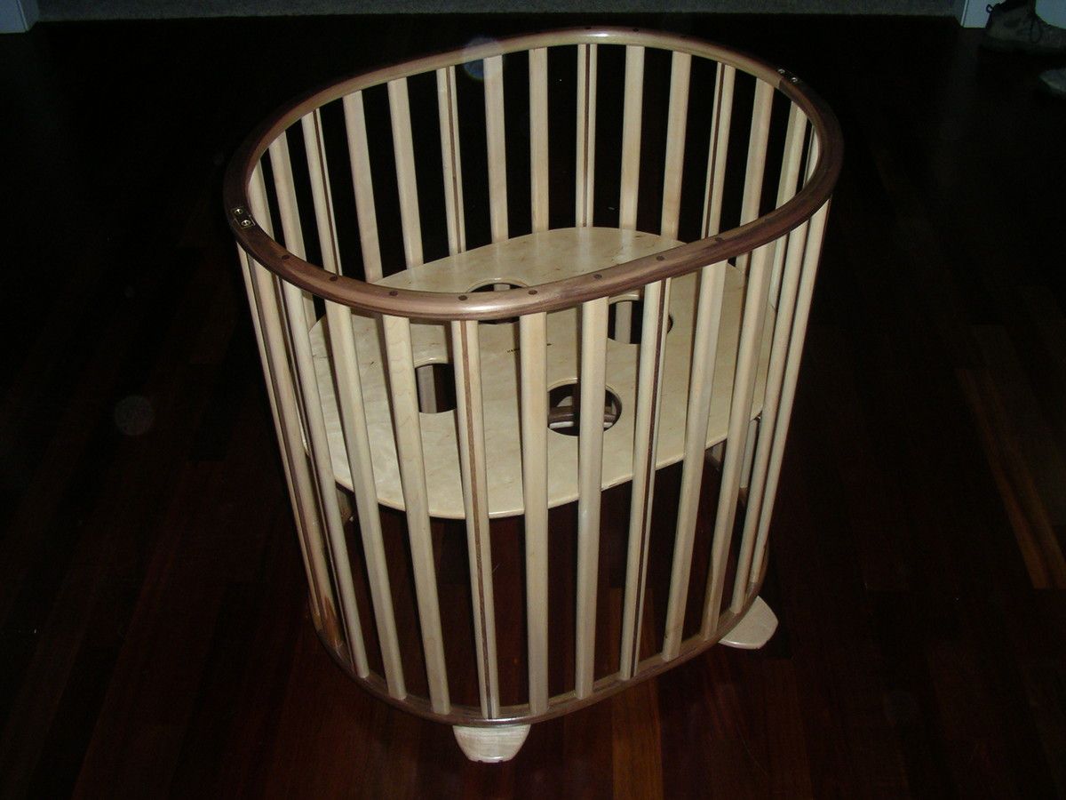 Lisa's Crib - FineWoodworking