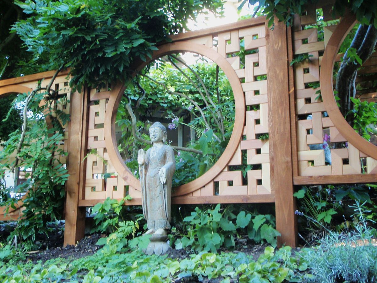 moon fence - Fine Homebuilding