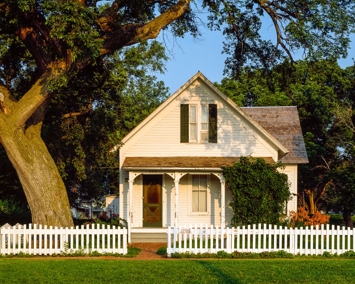 The Simple Home of a Great Writer - Fine Homebuilding