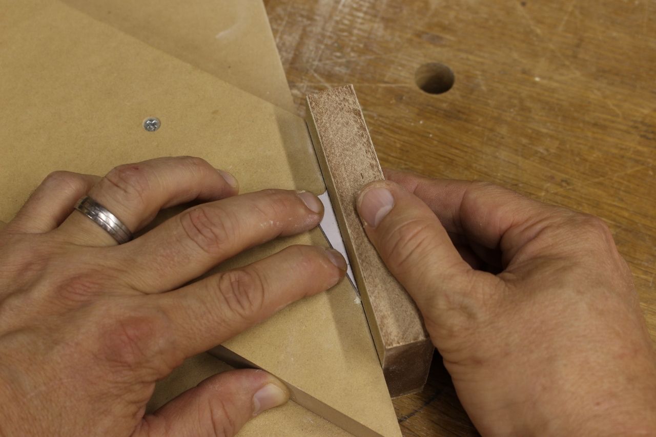 Inlaying Pearl, and Abalone - FineWoodworking