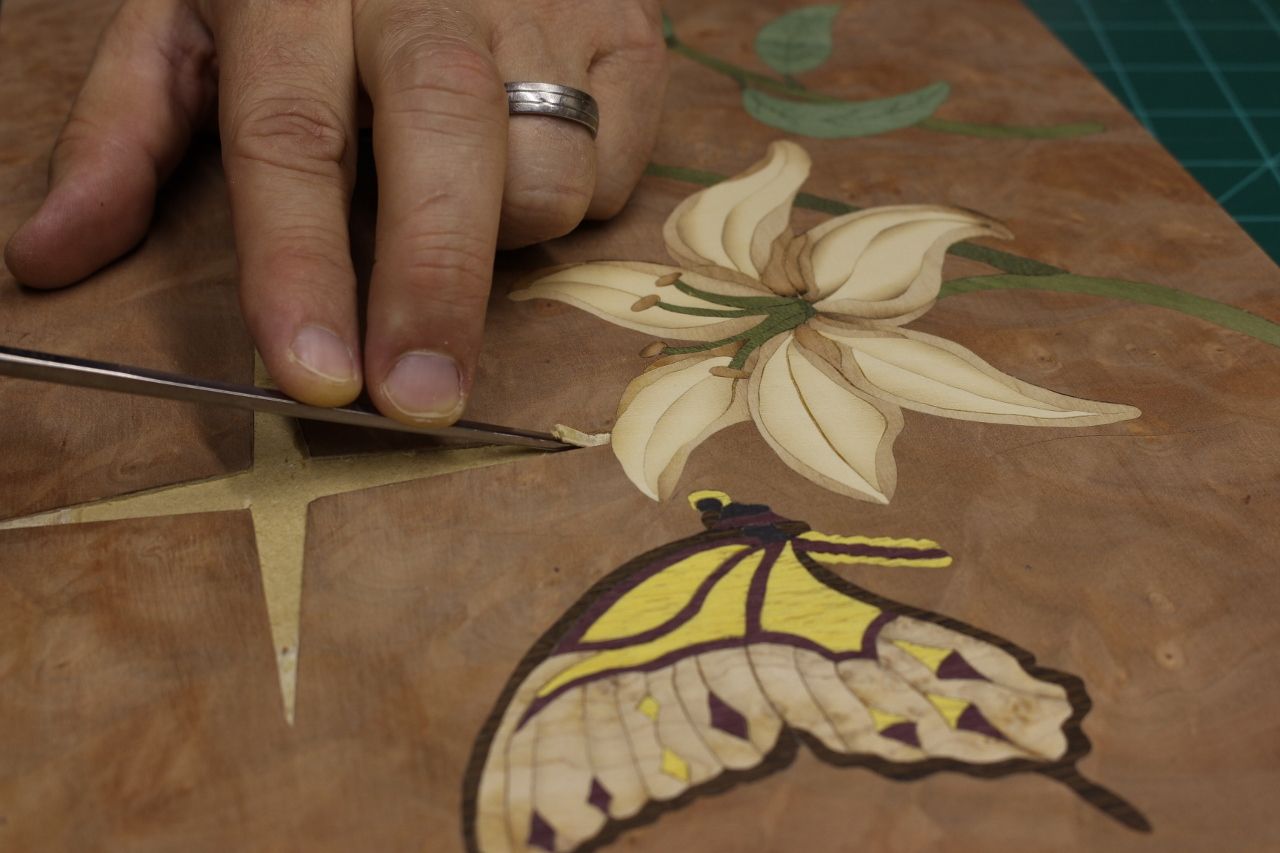 Inlaying Pearl, and Abalone - FineWoodworking