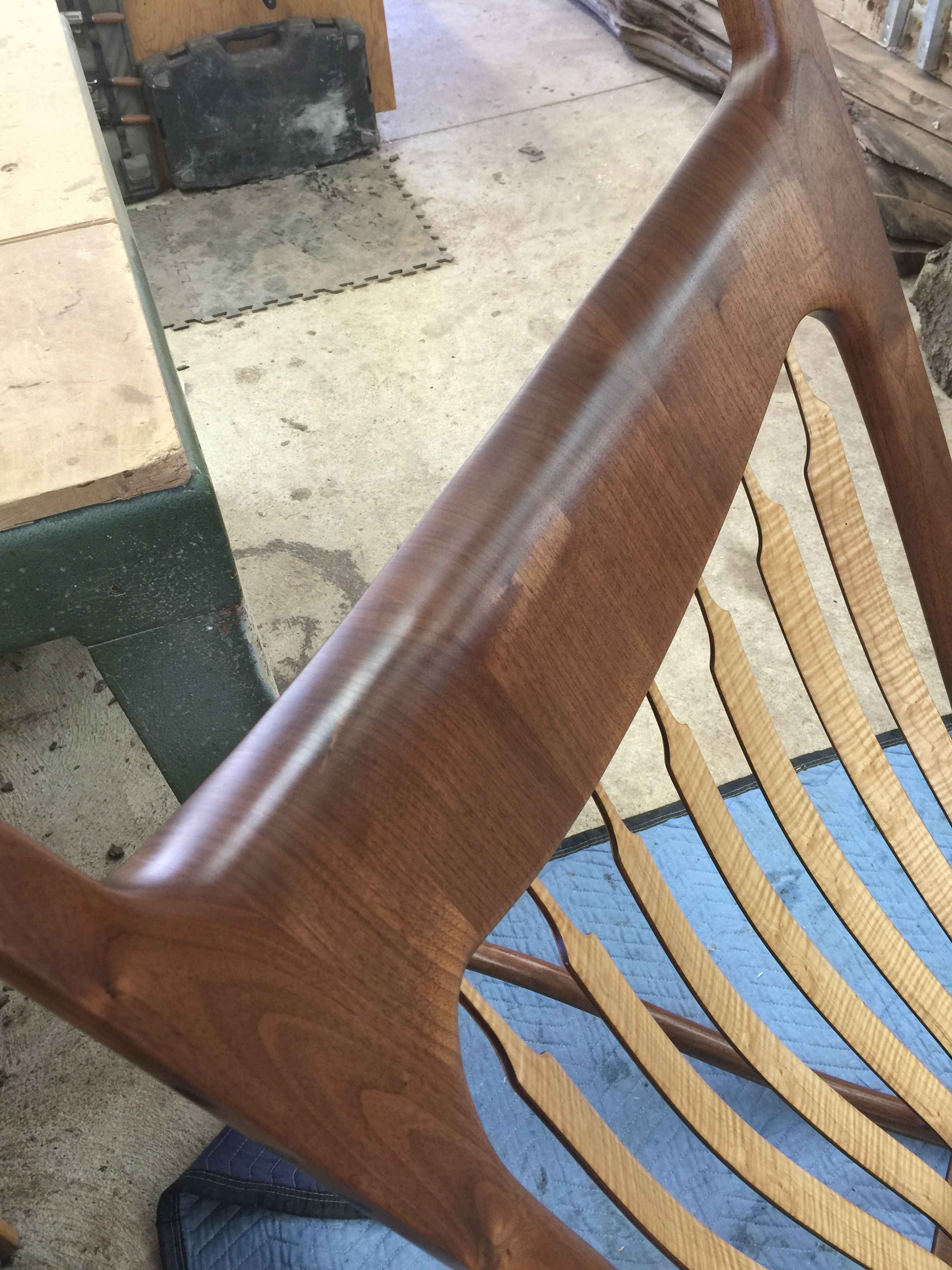 Rocking chair - Walnut & Curly Maple - FineWoodworking