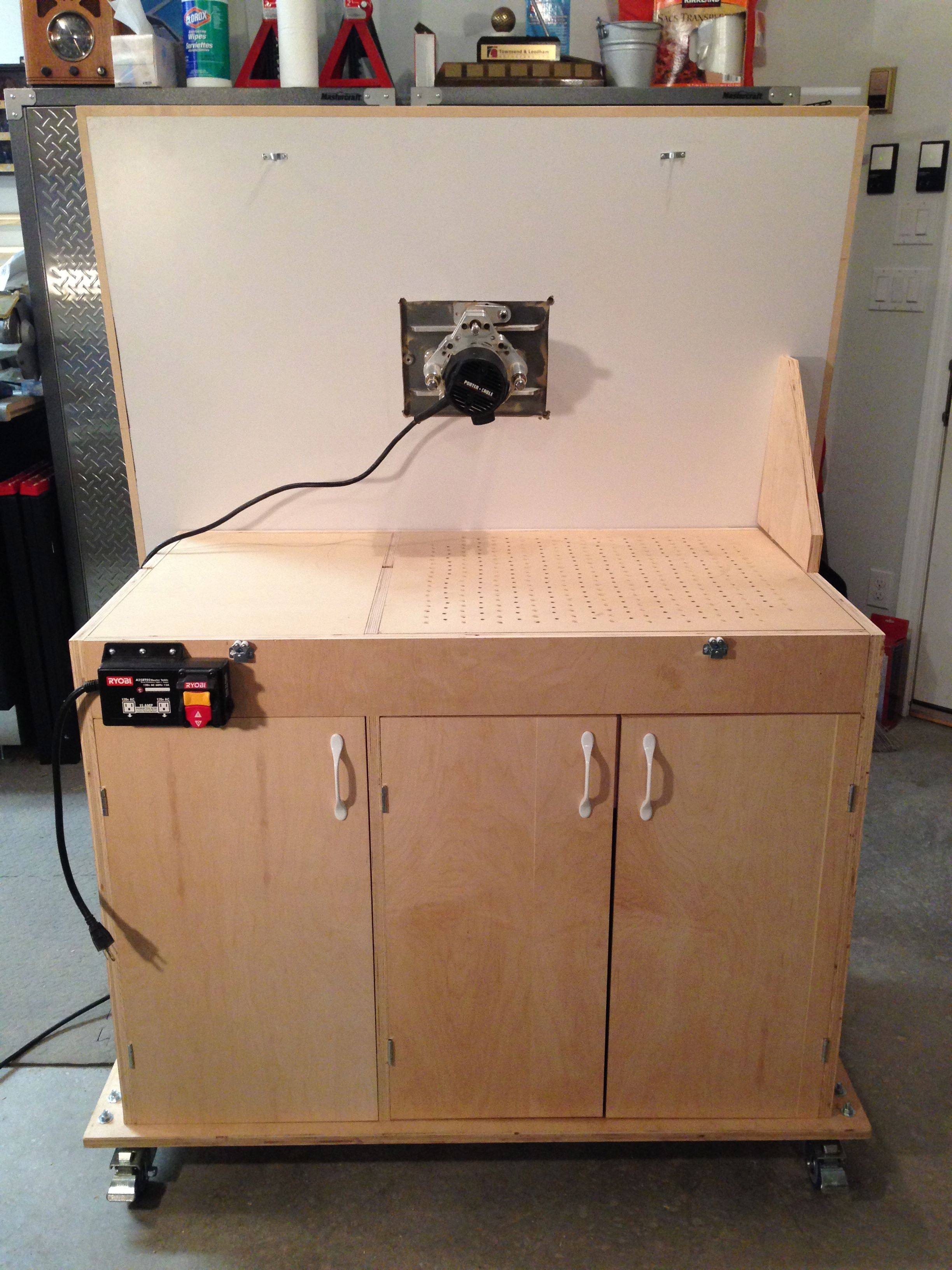 Router / Downdraft Sanding Table - FineWoodworking