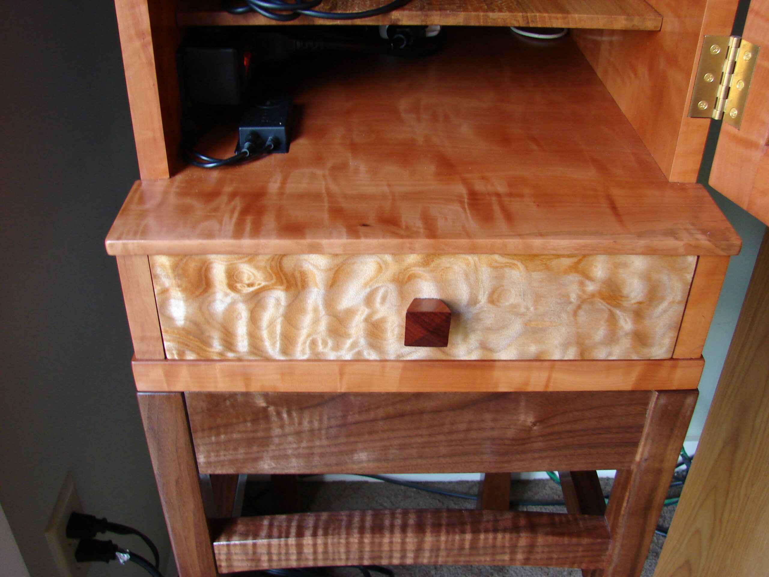 Pear Wood Charging Station - FineWoodworking