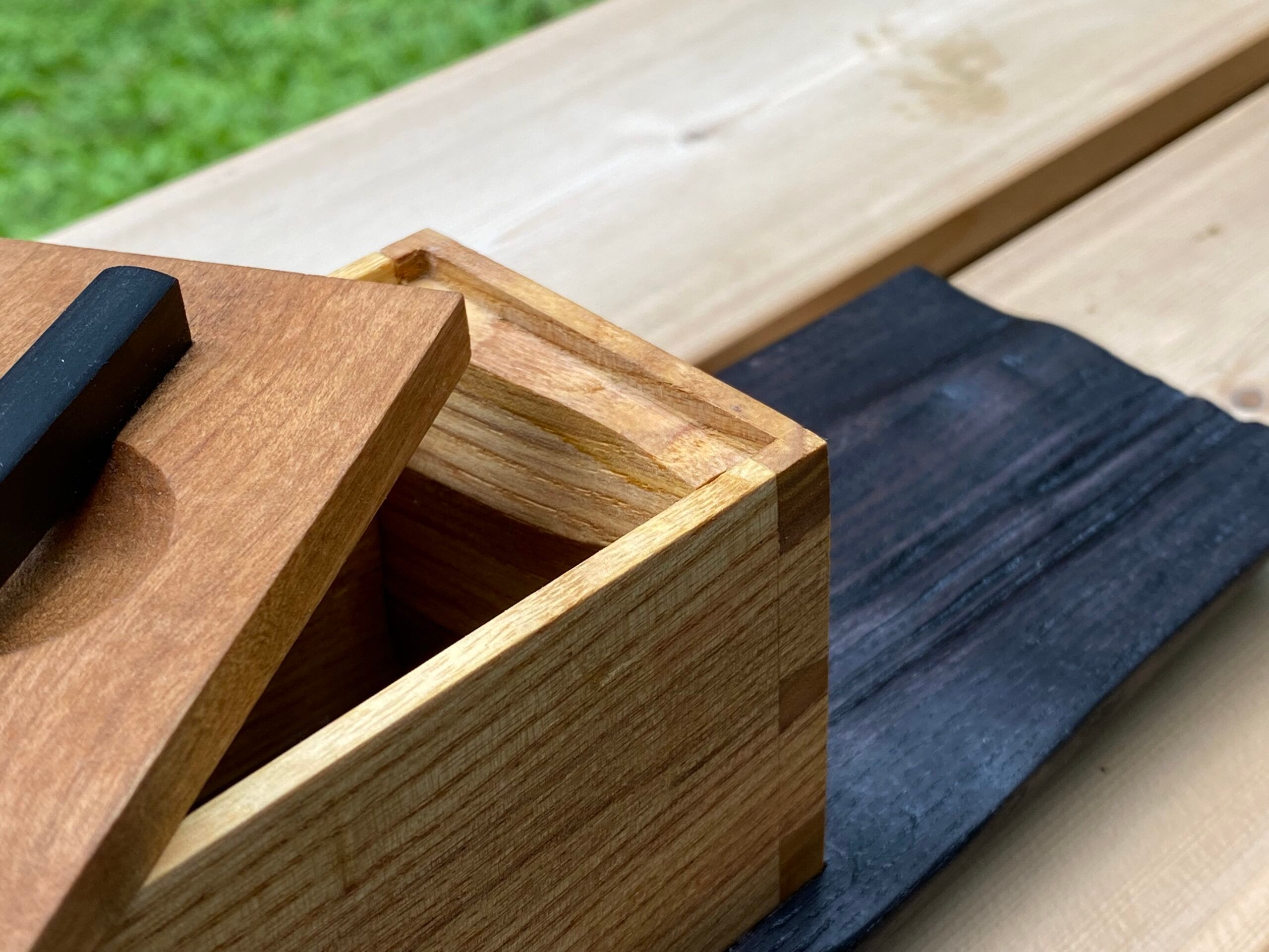 Box on Stand - FineWoodworking