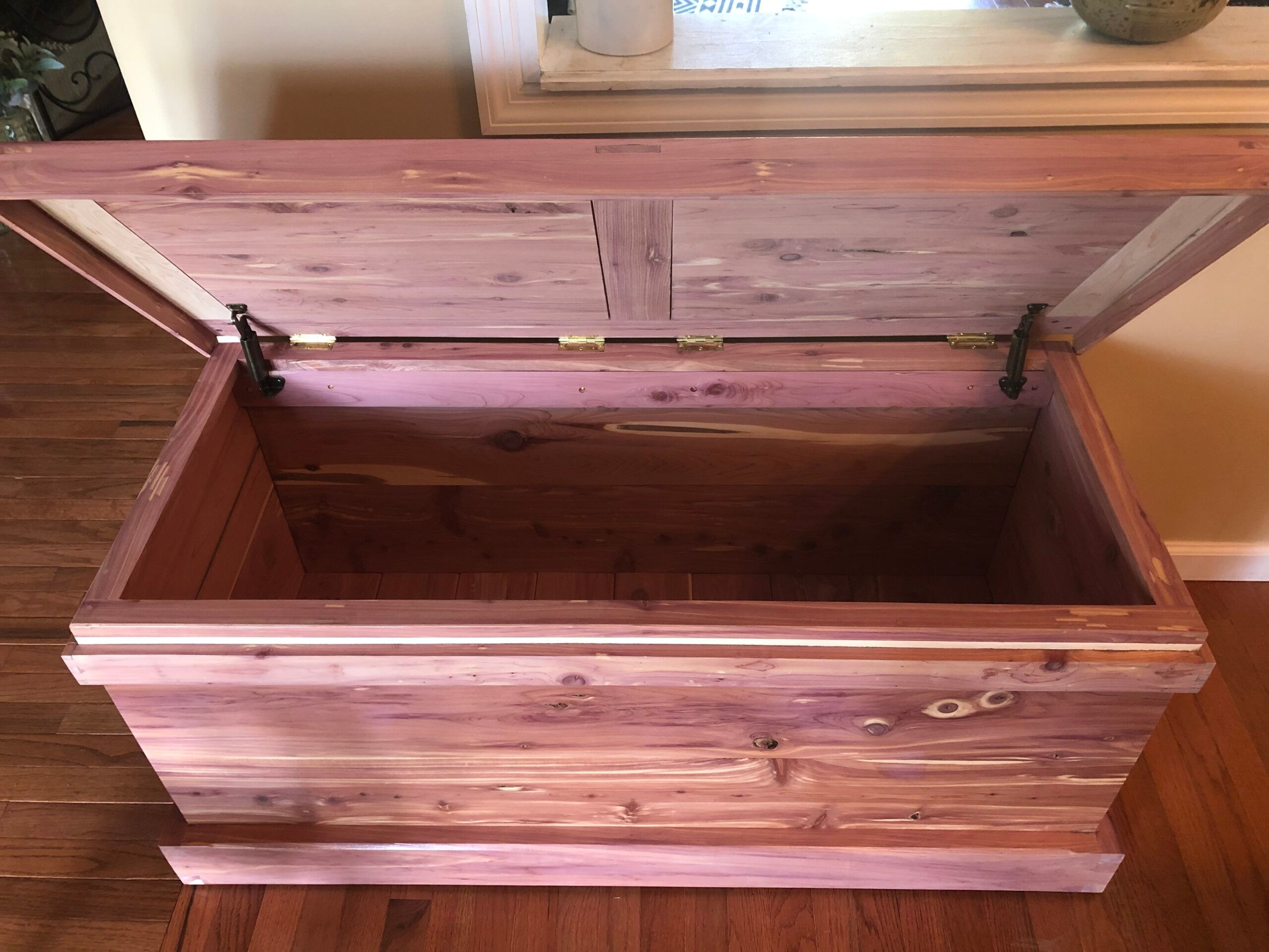 Cedar Chest - FineWoodworking