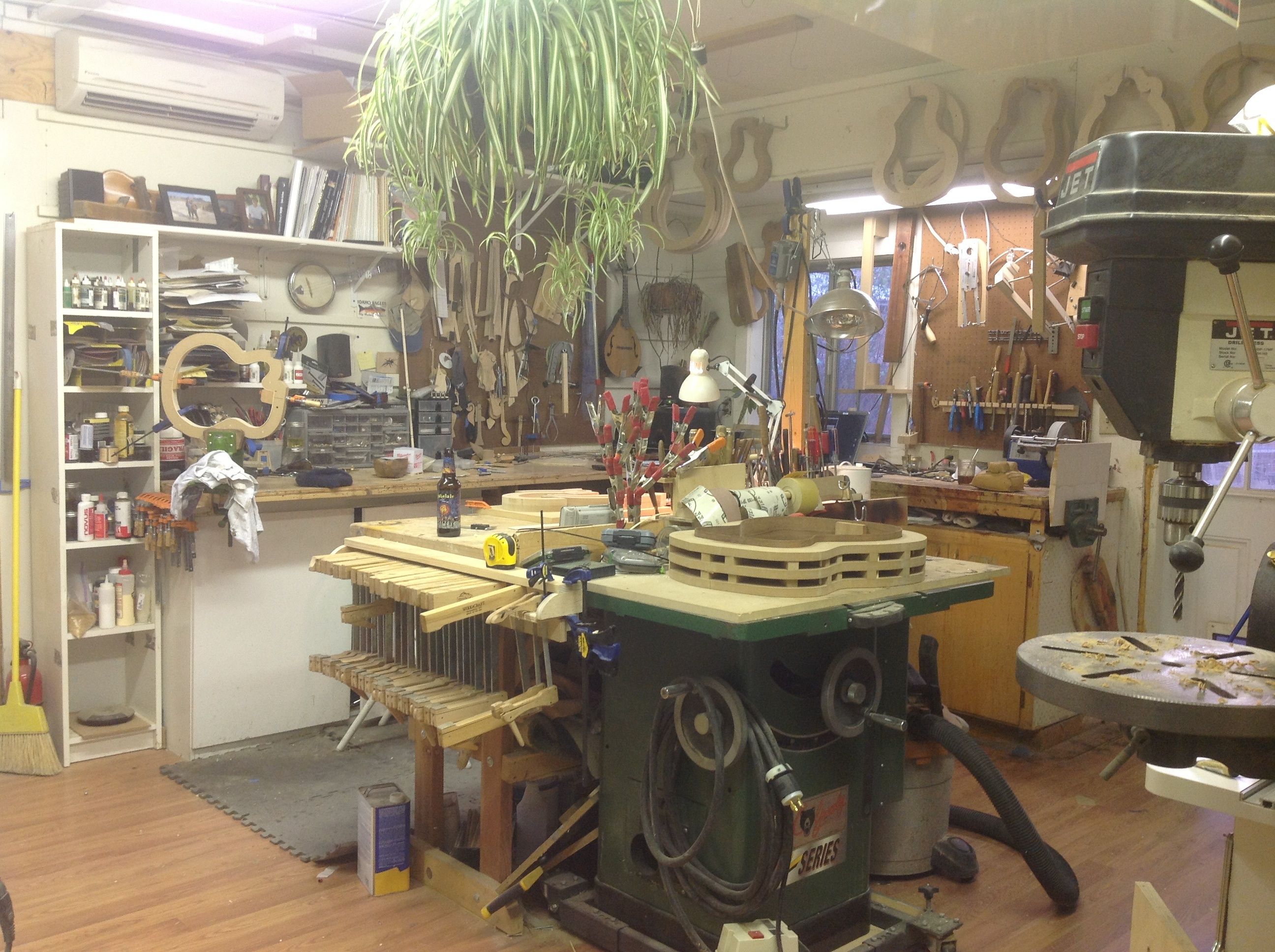 A quick tour of my messy shop - FineWoodworking