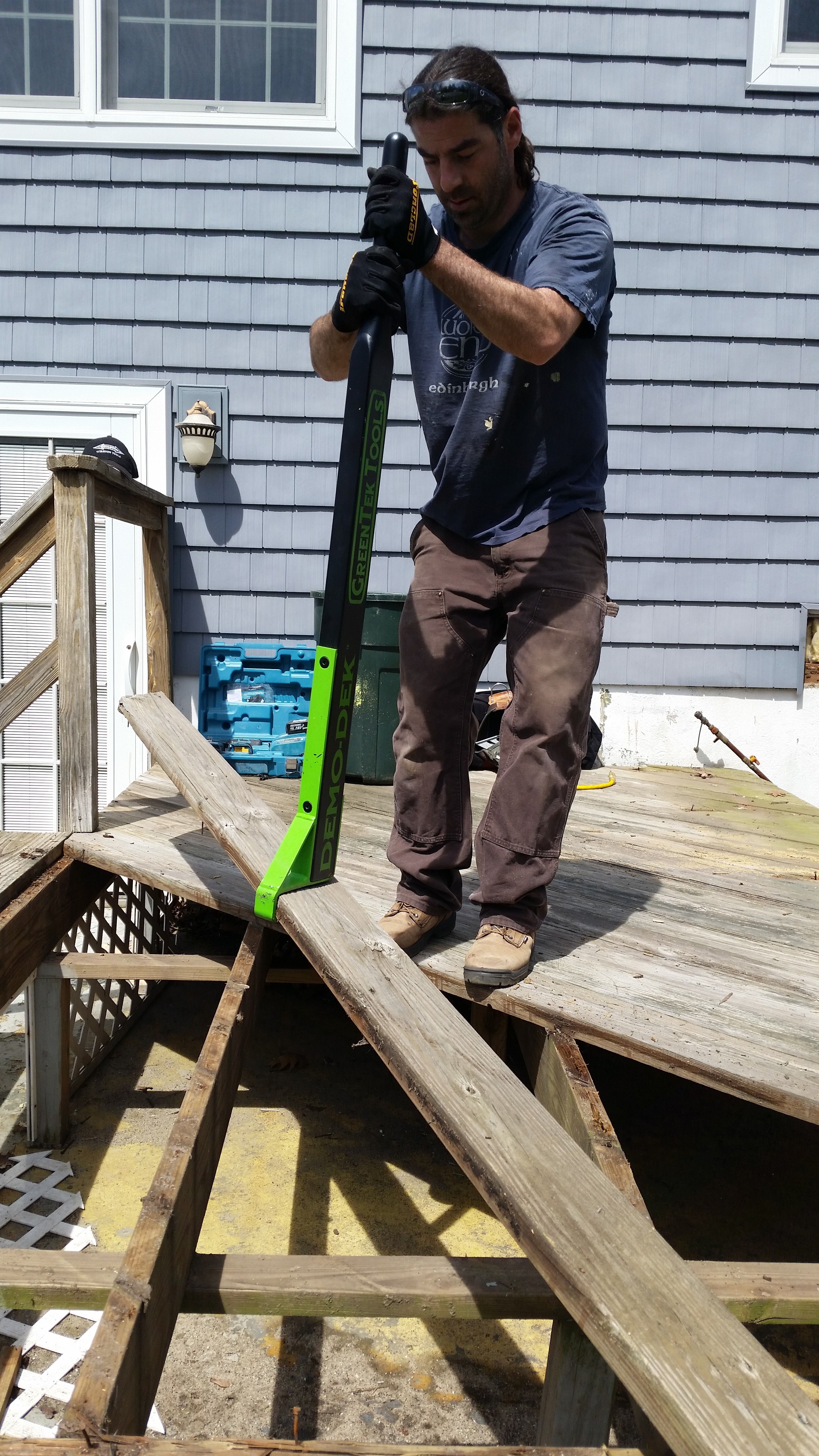 The Best Deck-Demo Tool - Fine Homebuilding