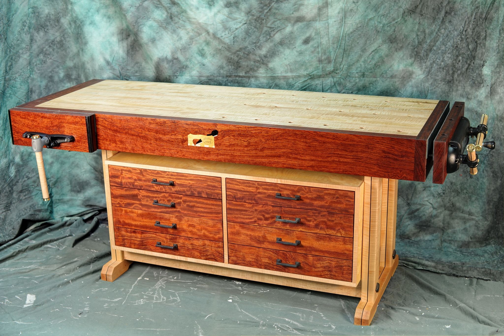 The last workbench I will ever build - FineWoodworking