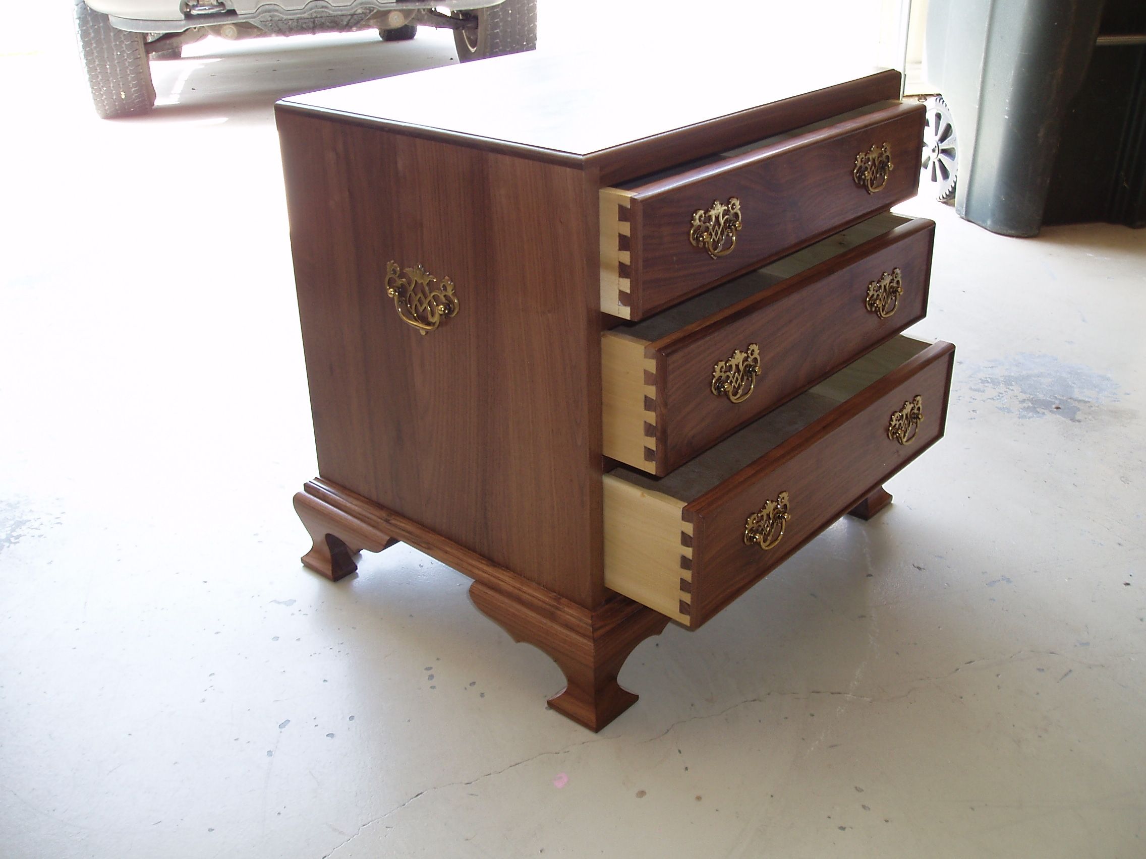 Bachelor Chest - FineWoodworking