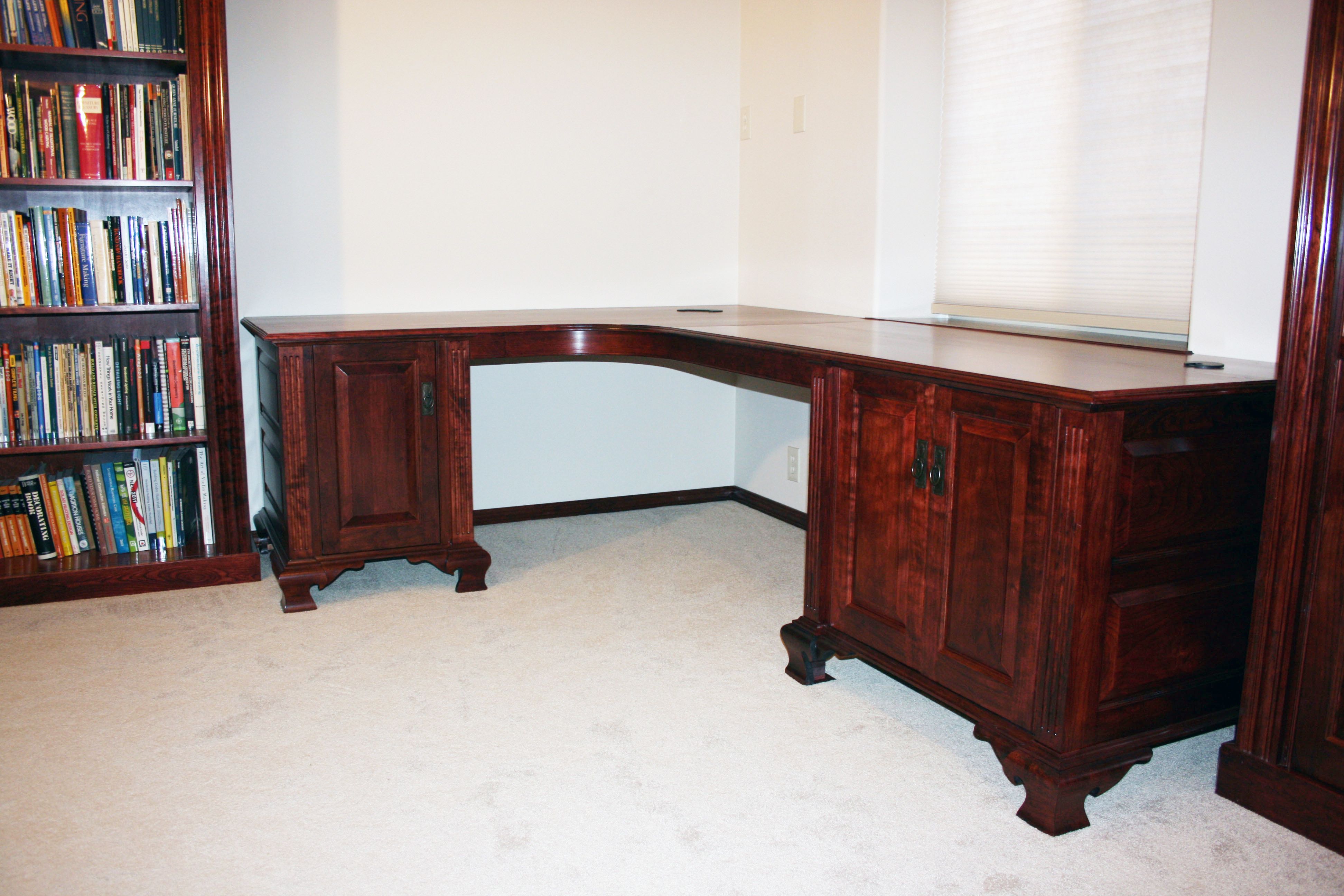 Traditional computer desk made from cherry - FineWoodworking