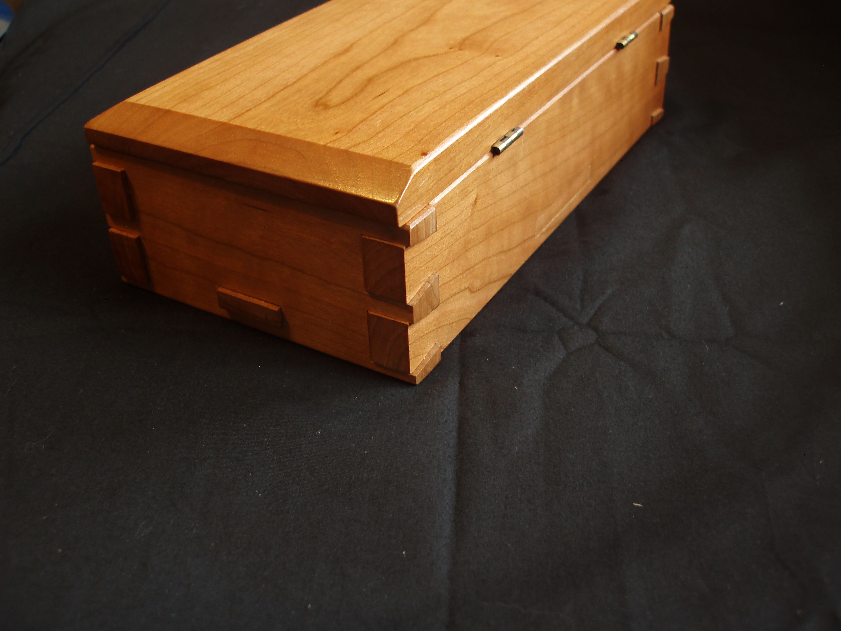 Arts and crafts inspired cherry wood box - FineWoodworking