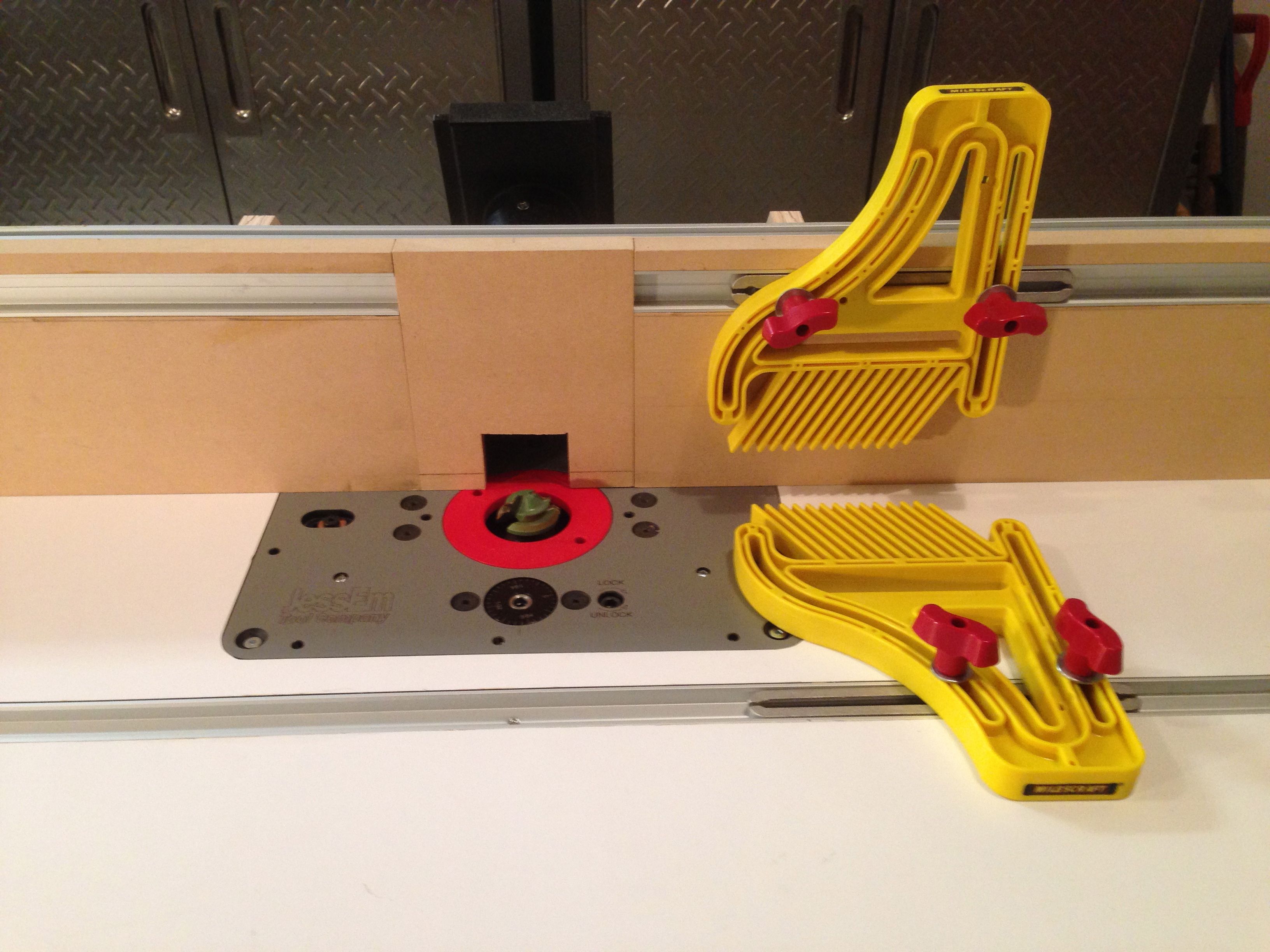 Router / Downdraft Sanding Table - FineWoodworking