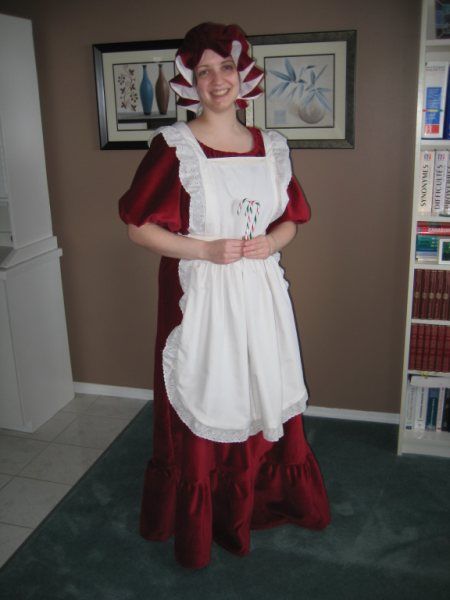 Mrs. Claus - Threads