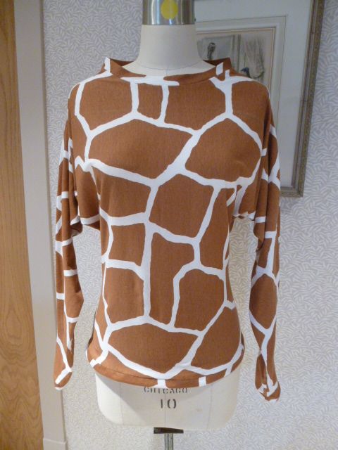 The Bat-Wing Sleeve - Threads