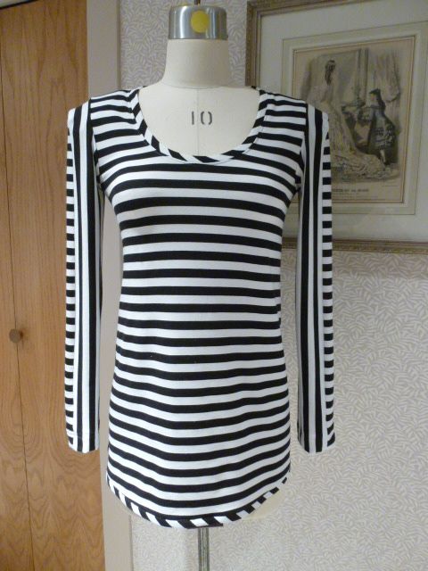 The Square Shoulder Sleeve In Stripes - Threads