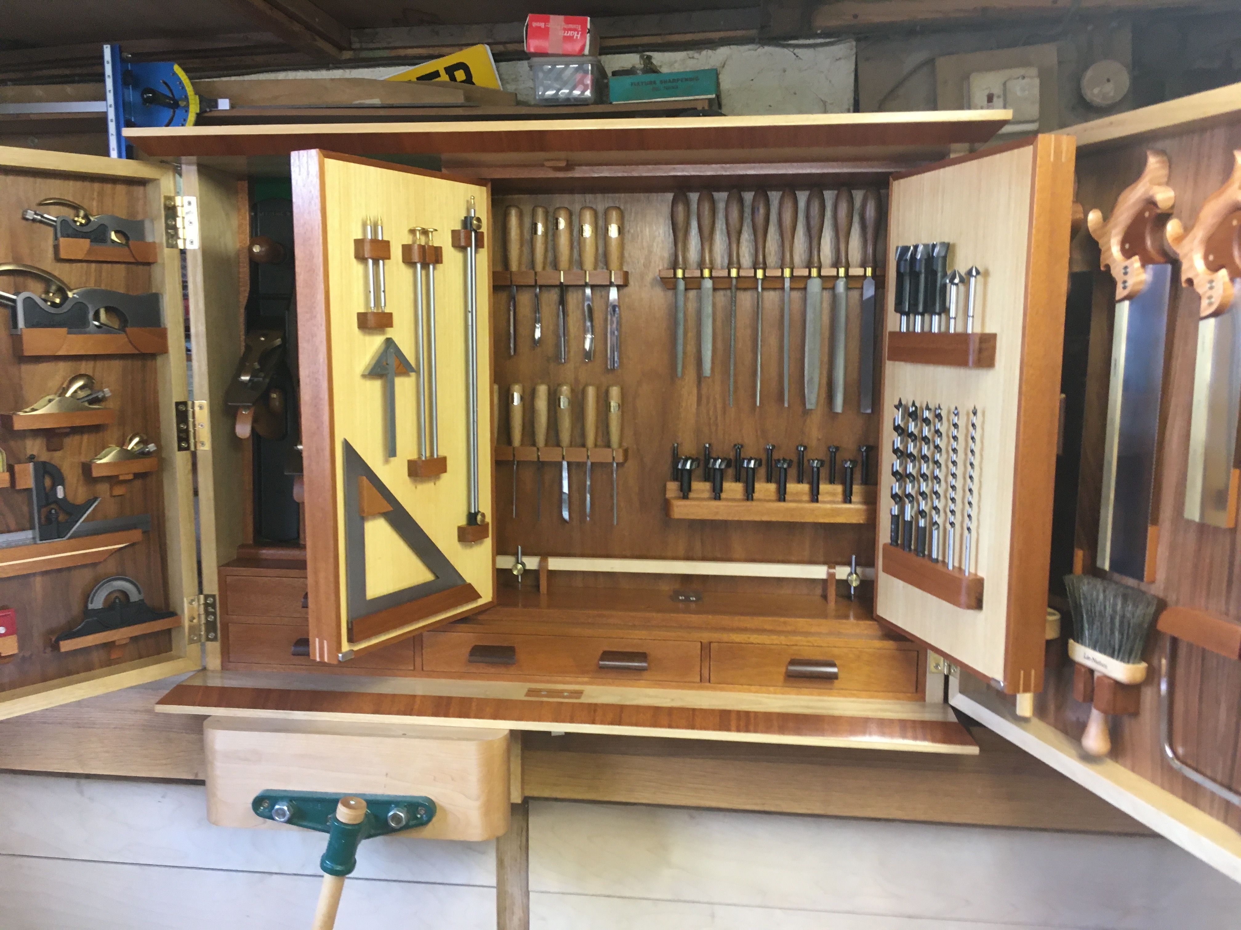Mr Anthony Hulme - FineWoodworking