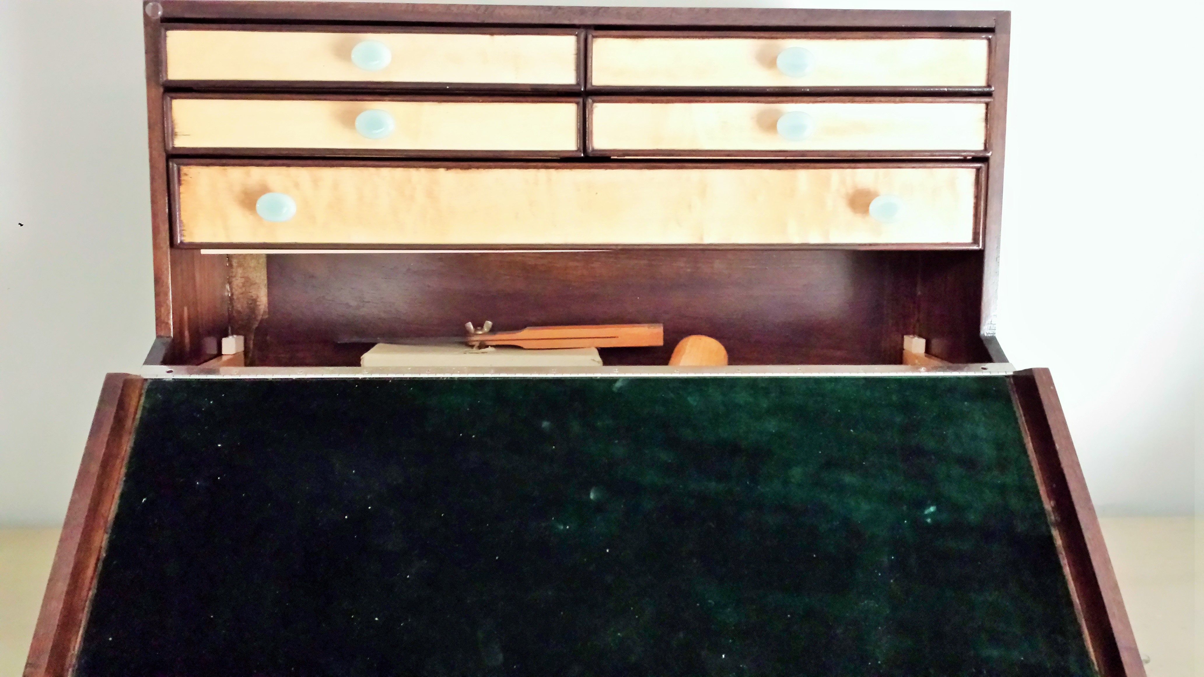 Custom wood workers tool chest - FineWoodworking