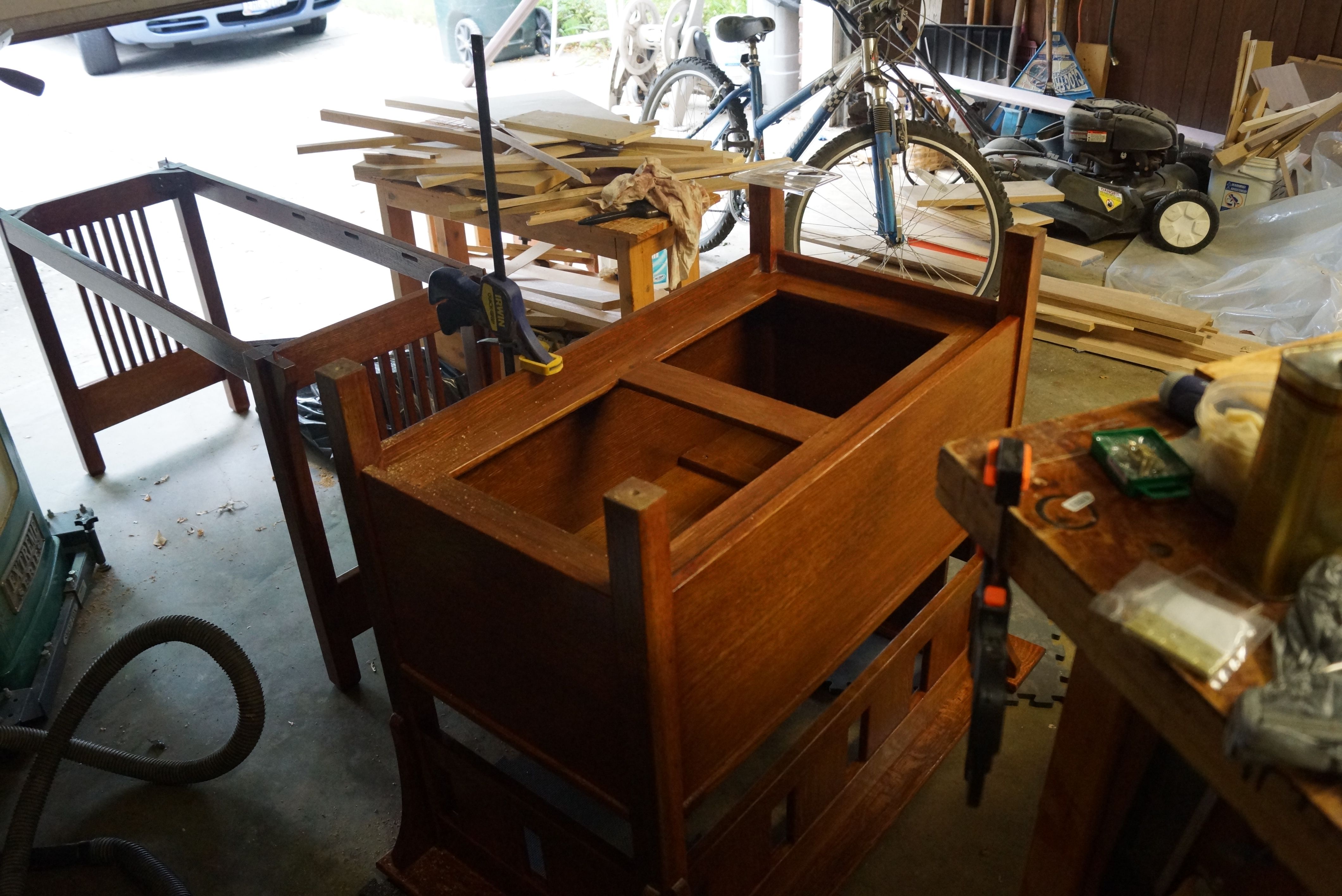 Stickley Inspired Bench - FineWoodworking