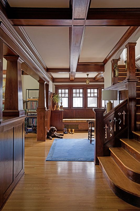 Craftsman House Interior Design Inspiration Abounds in this Classic ...