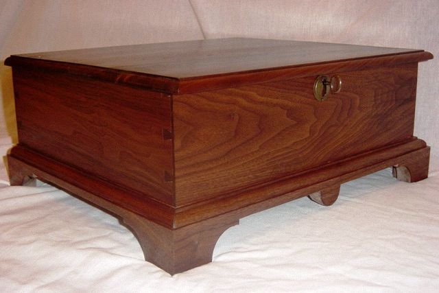 Reproduction Bible Box - FineWoodworking