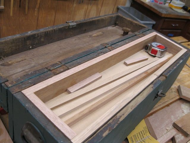 Build a 20-minute tool tray for go-to tools - FineWoodworking