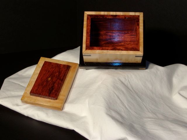 Ebony/Tiger Maple box - FineWoodworking