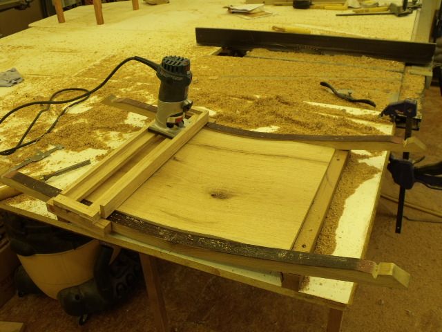 Curved Router Carriage - FineWoodworking