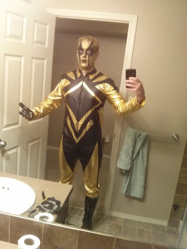 Goldust the Wrestler - Threads
