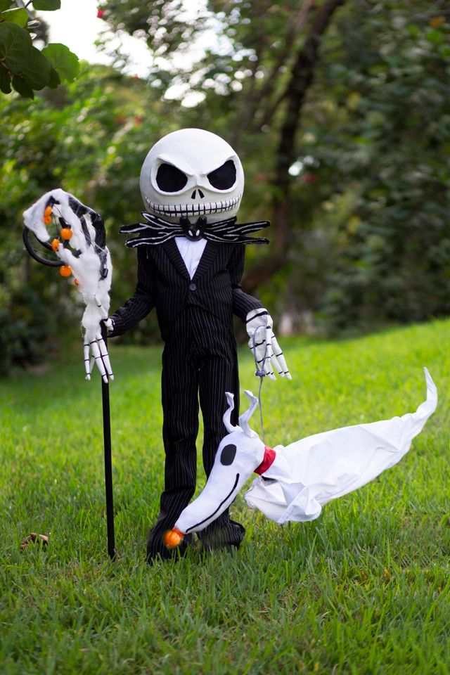 Jack the Skeleton & Dr. Franklestein - Threads